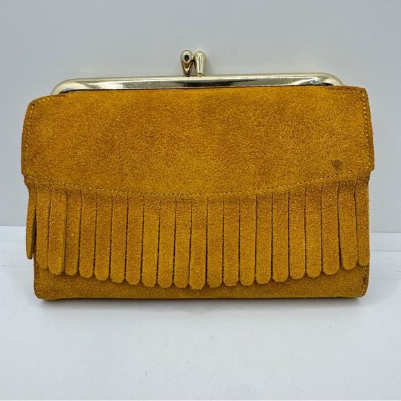 Baronet | Bags | Vintage Baronet Fifth Avenue Wallet Leather Fringe ...